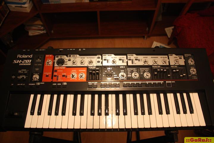 Satılık Synthesizer Roland SH-201/İstanbul/Roland SH-201 Synthesizer ...